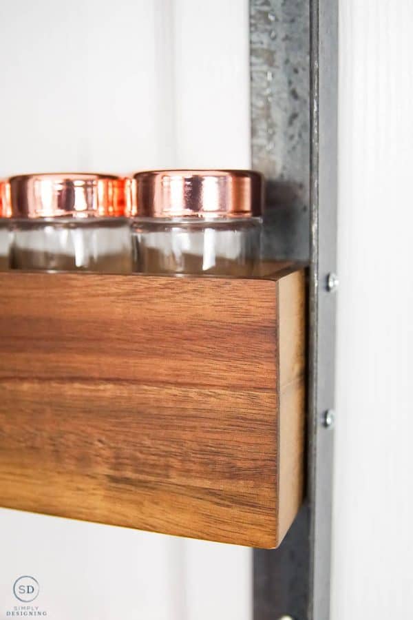 How to Build a DIY Spice Rack that can Hang on your Pantry Door
