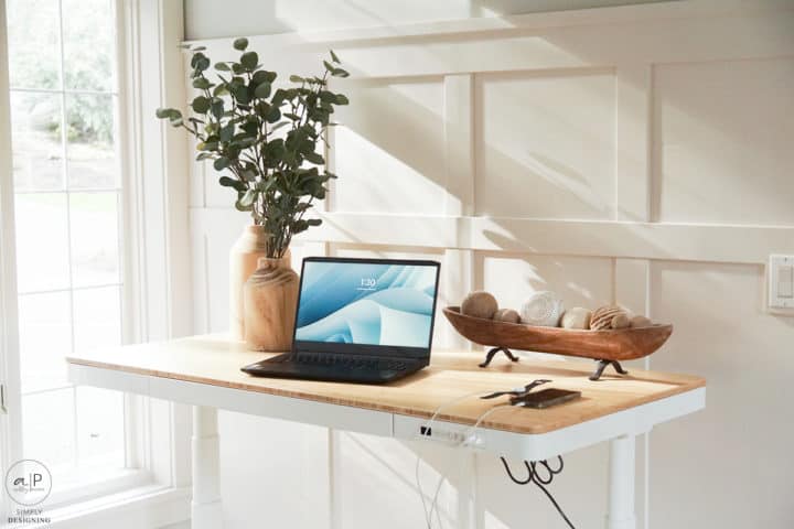How to Style a Standing Desk: 8 Easy Ideas + Which Standing Desk I'm ...